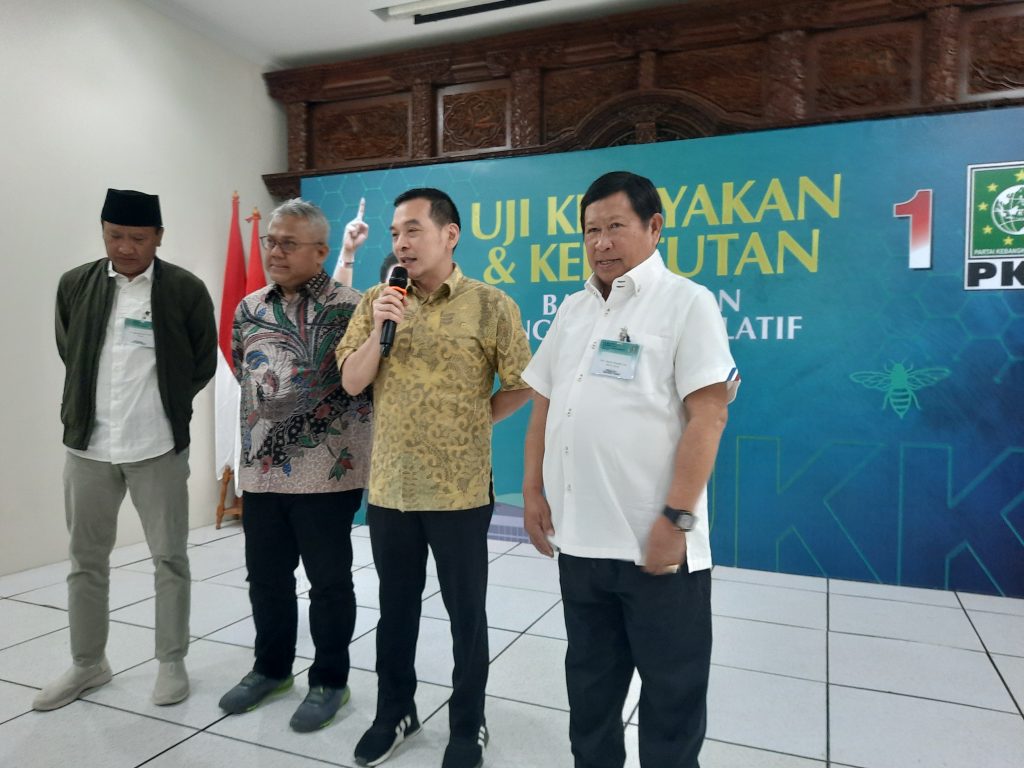 Mantan Kabareskrim Susno Duaji Ungkap Alasan Gabung PKB - Deras Mantan Kabareskrim Susno Duaji Ungkap Alasan Gabung PKB - Deras